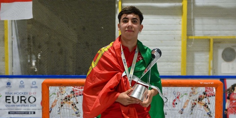 FC Porto - Notícias - Hóquei: Duarte Cunha sagra-se Campeão Europeu de ...