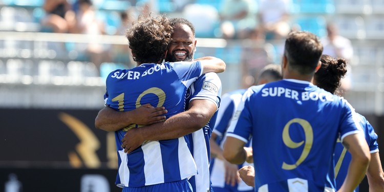 FC Porto - Notícias - Dois jogos e duas vitórias na Liga Portugal Legends